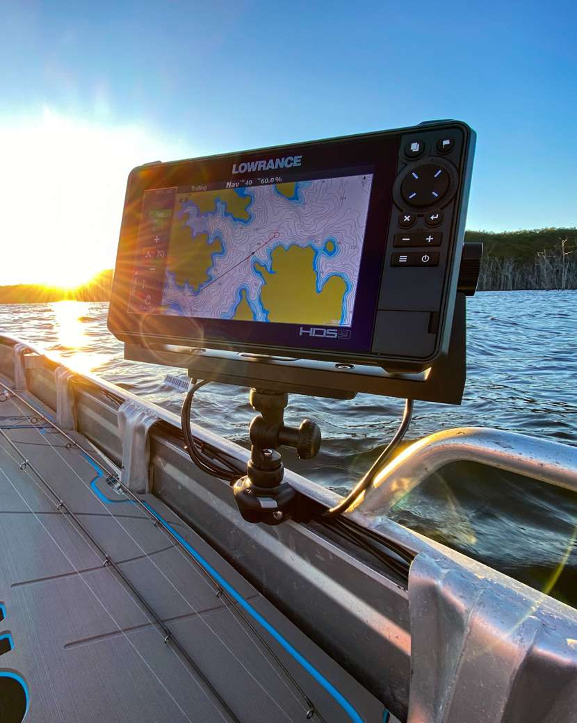 Fish Finder Mount R-Lock R | RAILBLAZA Canada