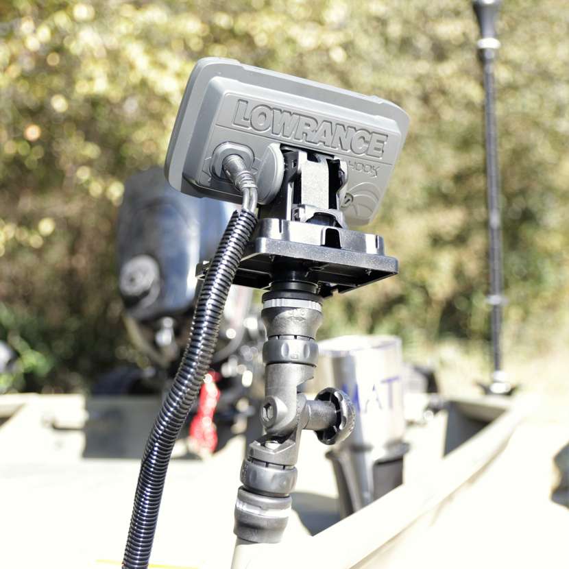 Fish Finder Mount R-Lock S with Miniport TracMount | RAILBLAZA Canada